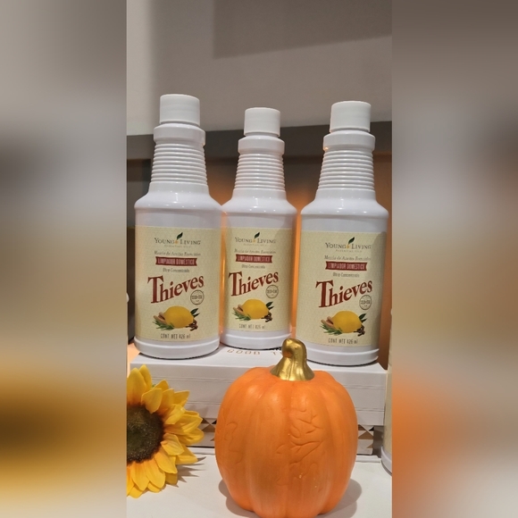 Young Living | Other | Young Living Thieves Cleaner With Lemon Each 25 ...